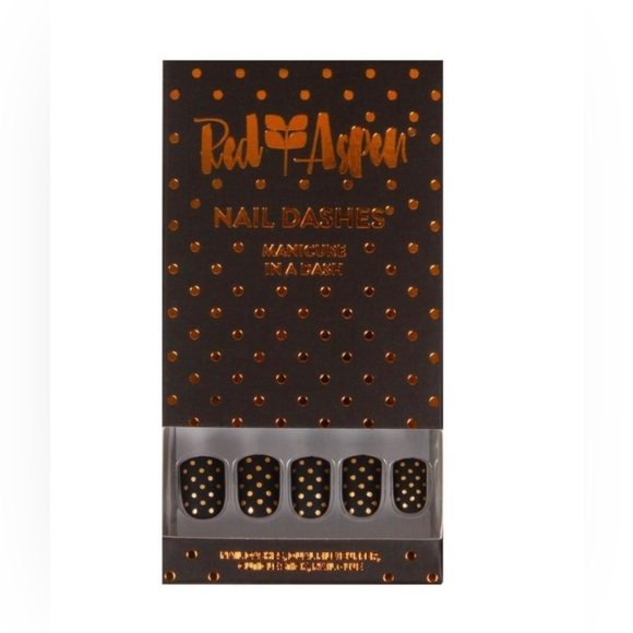 Red Aspen | Makeup | Red Aspen Dash Nails Sparkles Are Flying Bobbie ...
